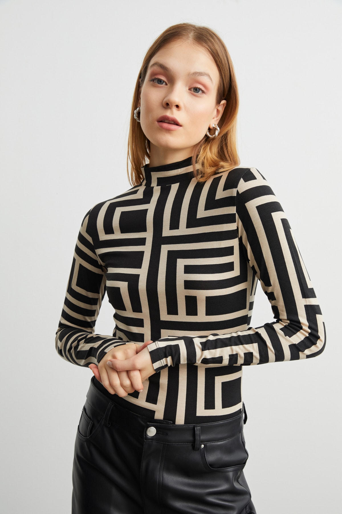 Ladima Kadın Bej Siyah Labirent Desenli Body Fiyatı, Yorumları - Trendyol