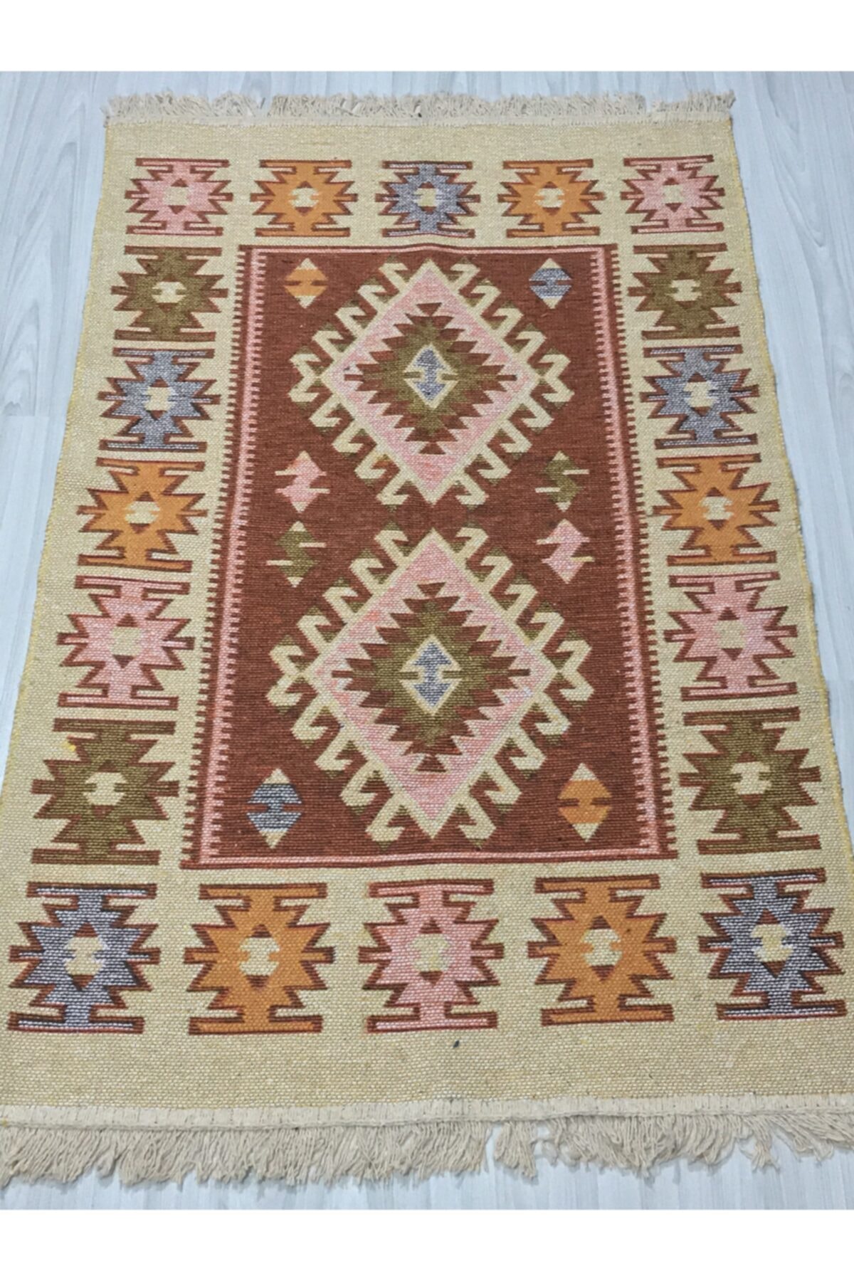 ELMASS Çift Taraflı Uşak Kilimi - Kahverengi Fiyatı, Yorumları - Trendyol