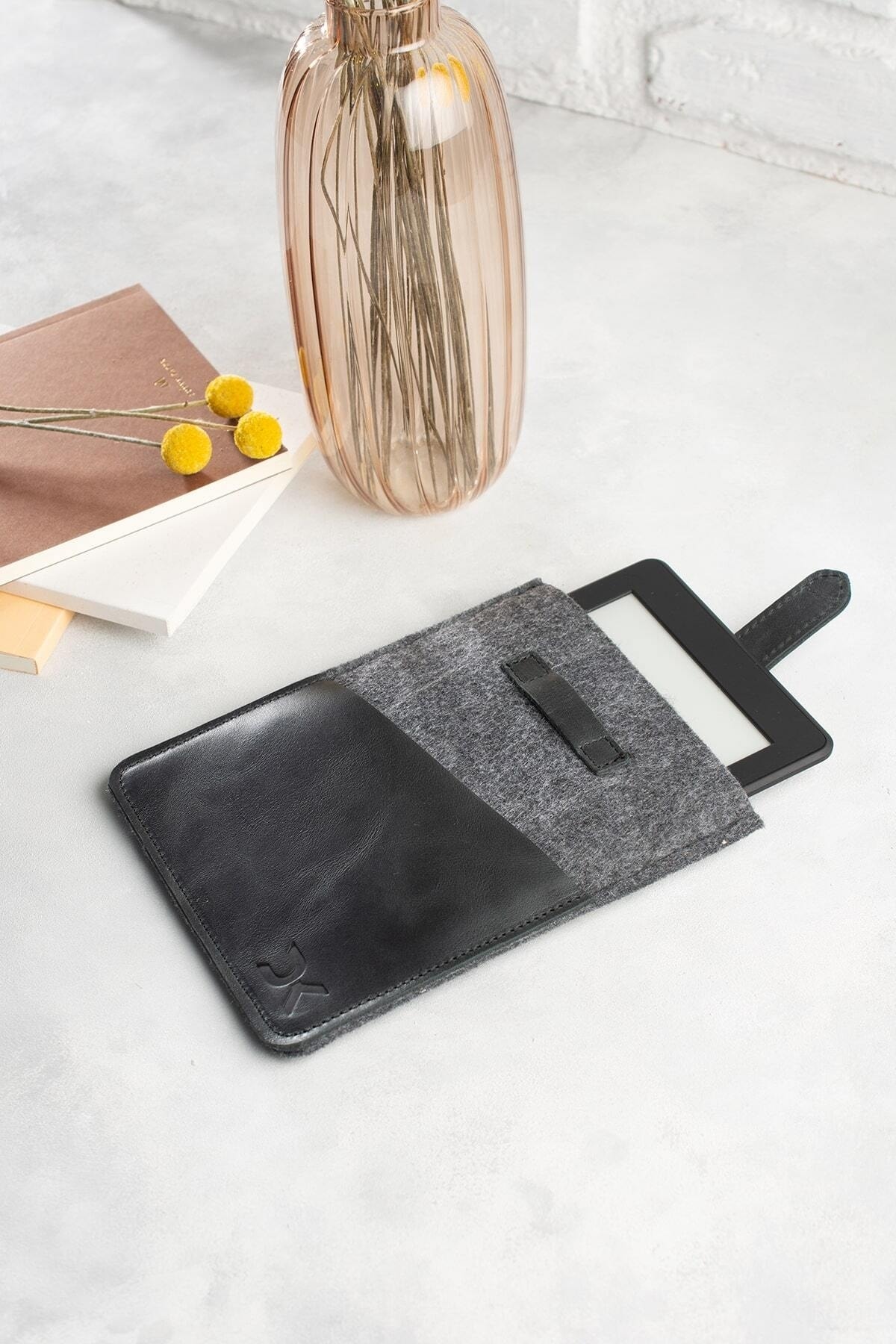 dk leather Apple Ipad Pro 9. Nesil 10.2'' Hakiki Deri Ve Keçe Cepli ...