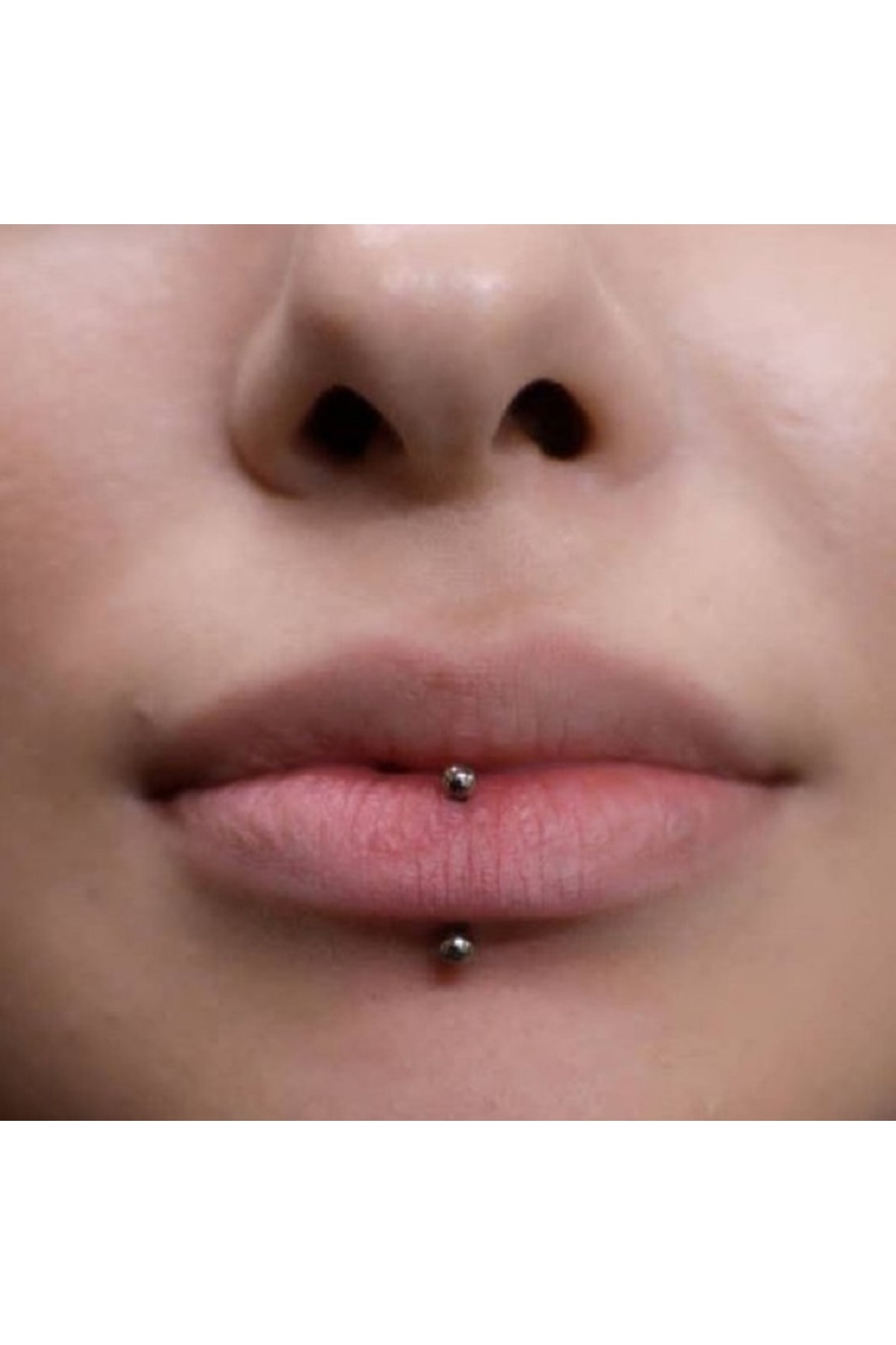 inverse labret