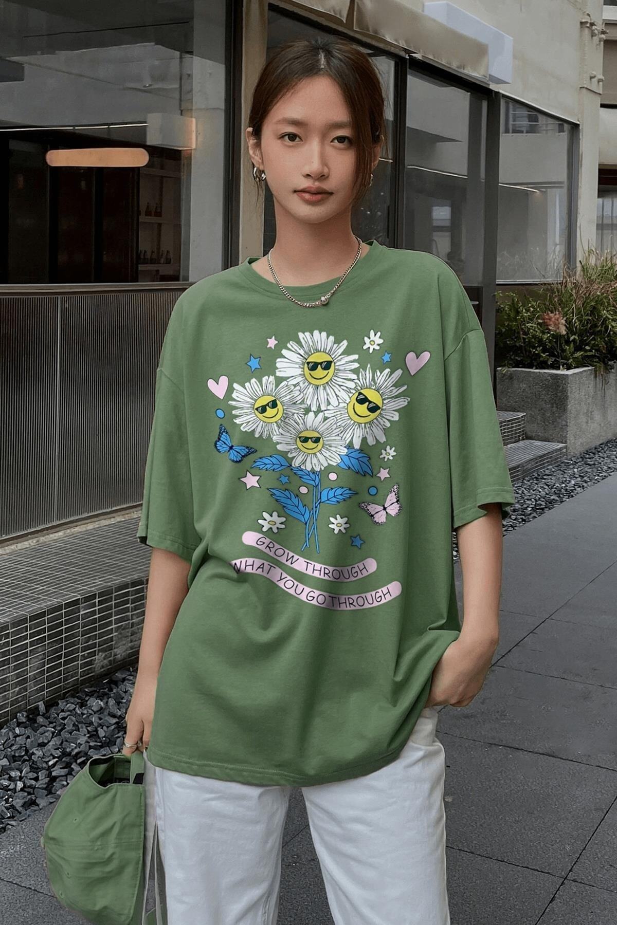 Teenage Millionaire Papatya Grow Oversize Salas Boyfriend Kadın T-shirt Fiyatı, Yorumları - Trendyol