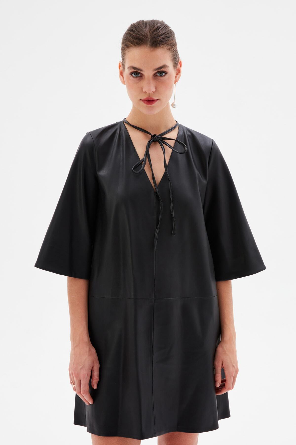 adL Bağlamalı 3/4 Kol Deri Elbise Fiyatı, Yorumları - Trendyol