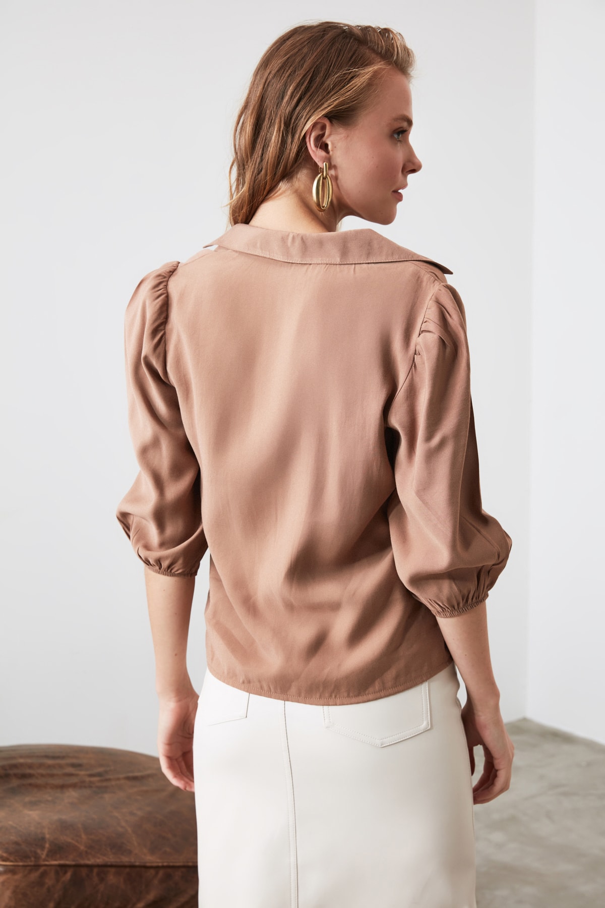 TRENDYOLMİLLA Vizon Kolları Büzgülü Gömlek TWOAW21GO0075 Fiyatı ...