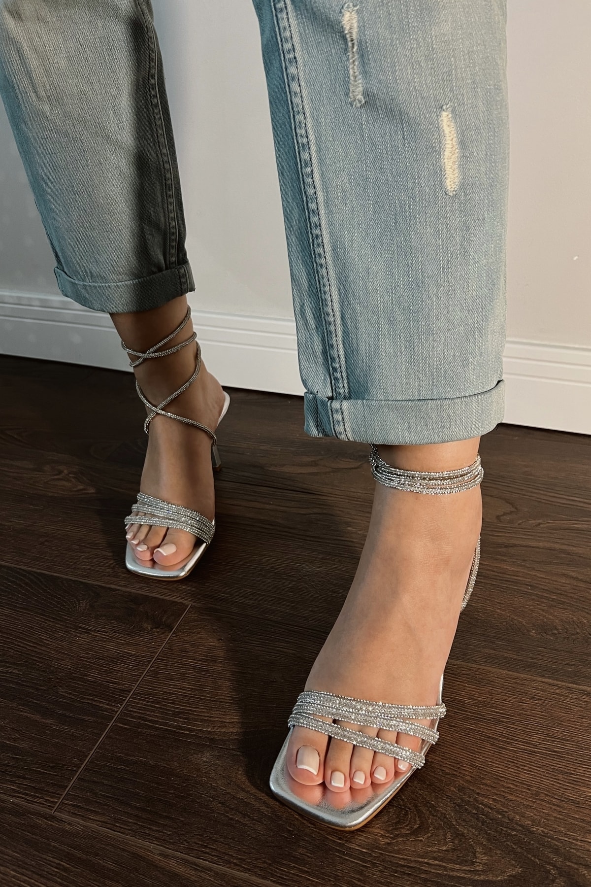 POLKA STORE Kadın Shine Taş Biyeli Işıltılı Bilekten Bağlamalı Topuklu Şık Abiye Ayakkabı Fiyatı ...