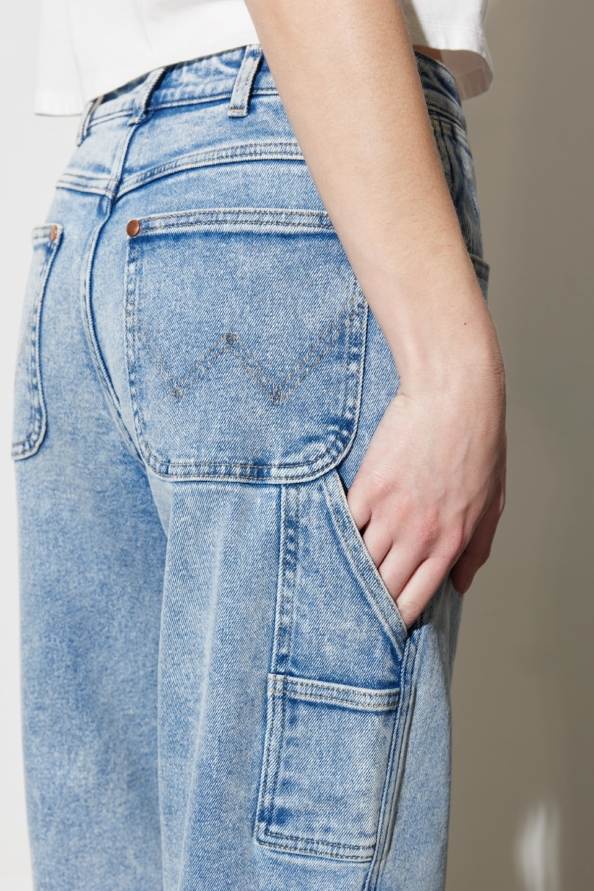 Wrangler Mom Carpenter Fit Normal Bel Düz Paça Mavi Esnek Jean Kot ...