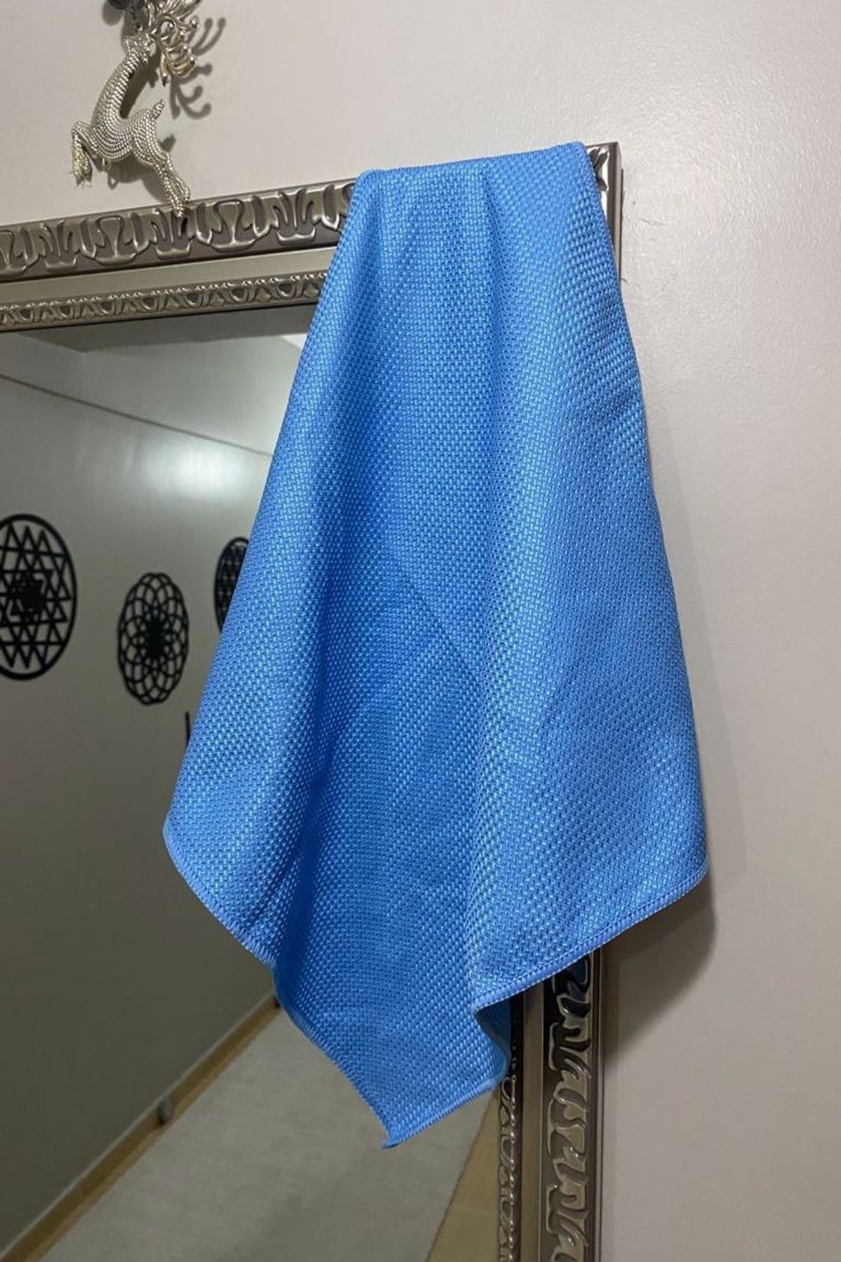 Manosta 1 Adet 40x40 Sihirli Mikrofiber Cam Ve Ayna Bezi Fiyatı, Yorumları - Trendyol