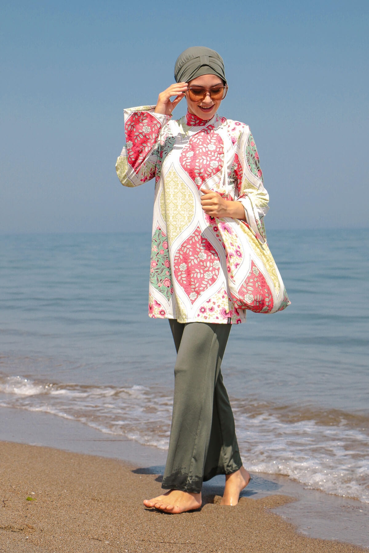 Marina Ip Bağlamalı 4’lü Haki Çini Desenli Tam Kapalı Tesettür Mayo ...