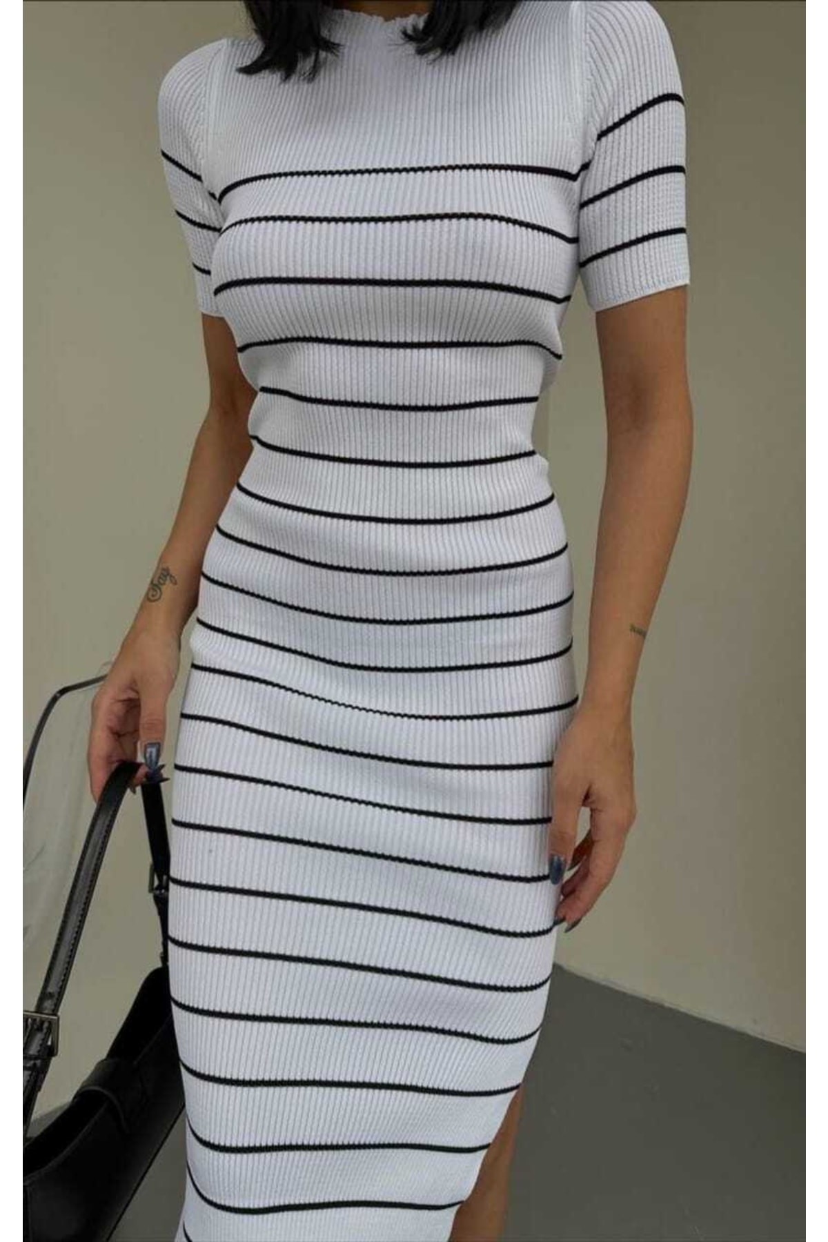 EZFER Çizgili Yırtmaçlı Çizgili Elbisetriko Fiyatı, Yorumları - Trendyol