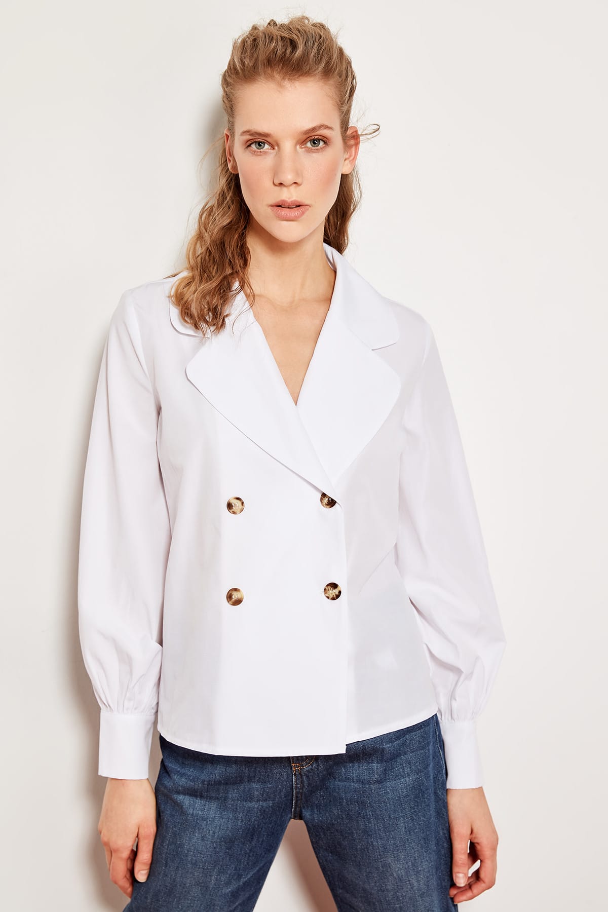 TRENDYOLMİLLA Beyaz Yaka Detaylı Gömlek TCLSS19EH0009 Fiyatı, Yorumları ...