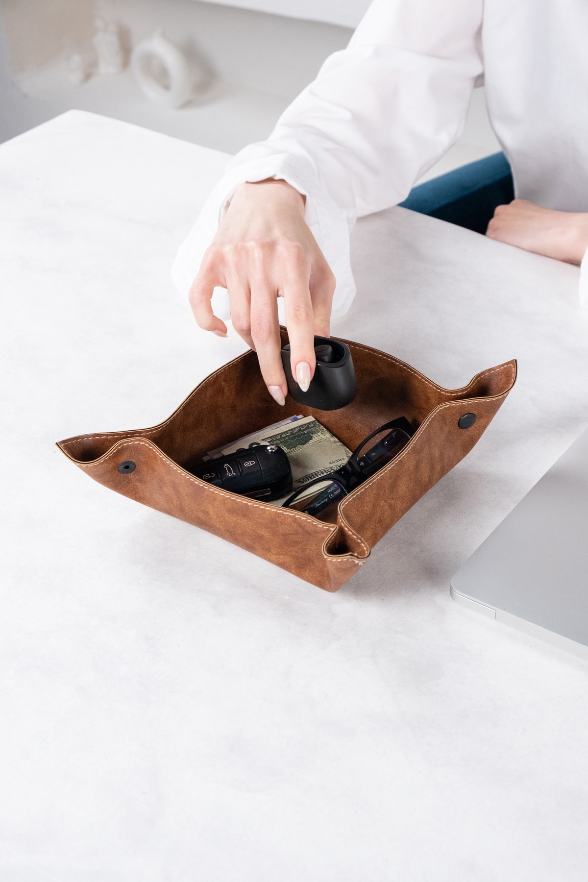 DK LEATHER Pu Deri 24*24 Taba Komidin, Masa Düzenleyici, Takı Anahtar ...