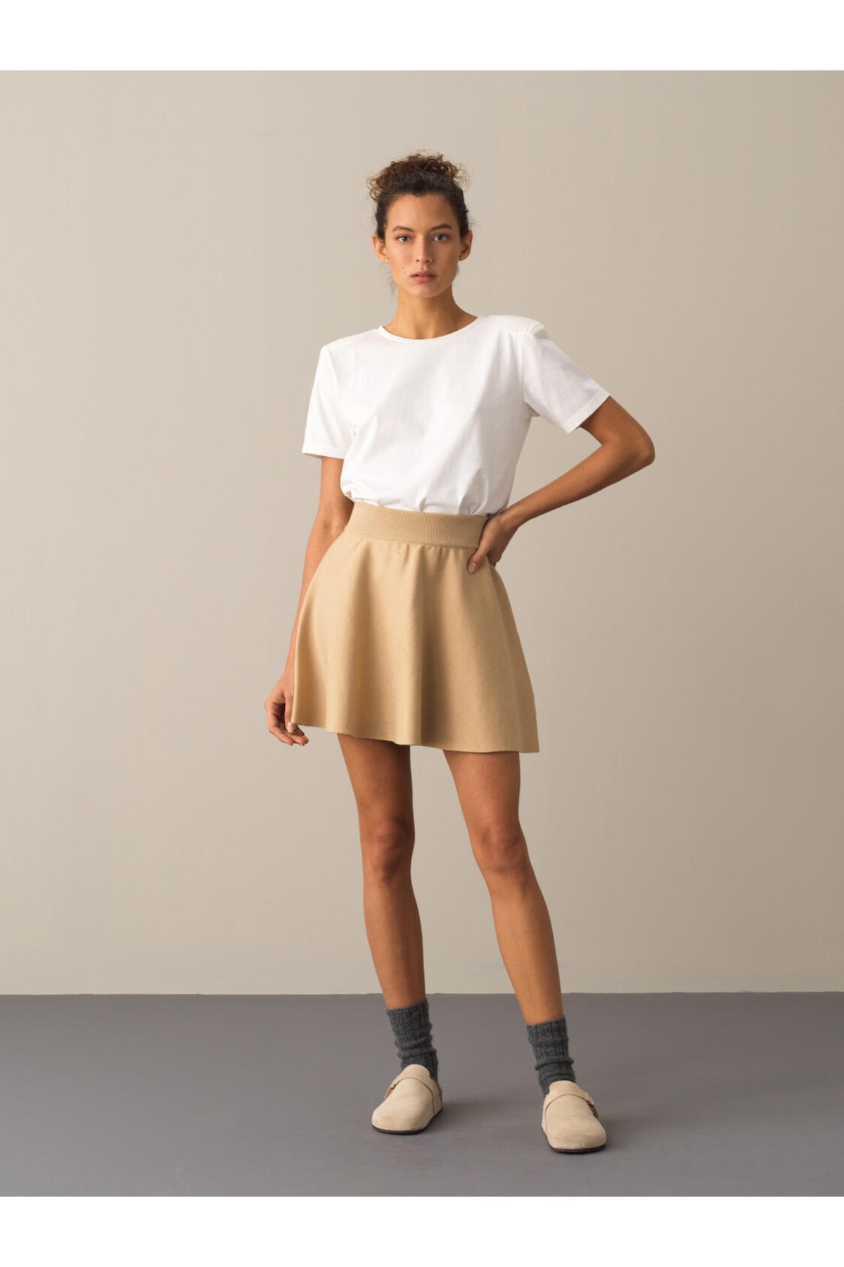 Xint Kadın Bej Beli Lastikli Regular Fit Triko Etek Fiyatı, Yorumları - Trendyol