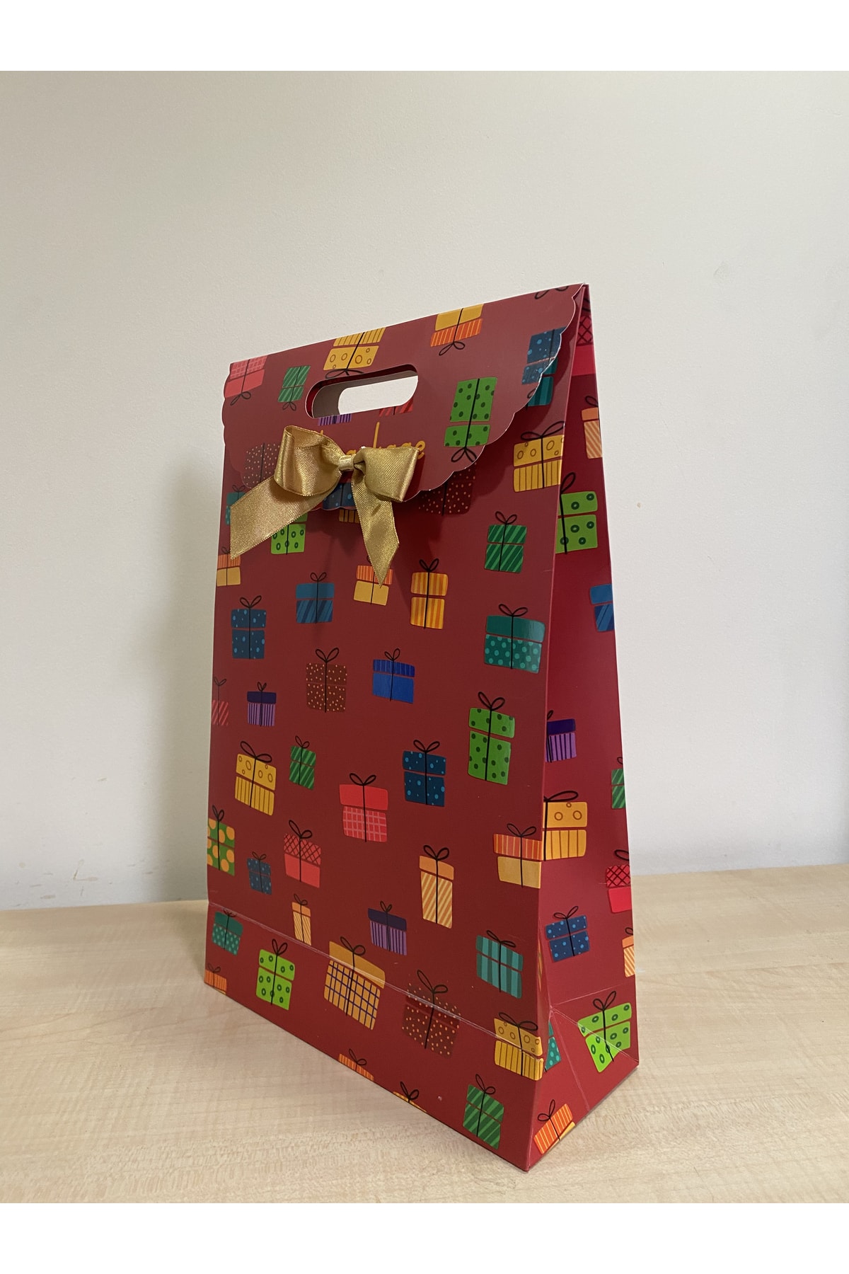 4nio Fiyonklı Hediye Paketi Karton Poşet - Fiyatı, Yorumları