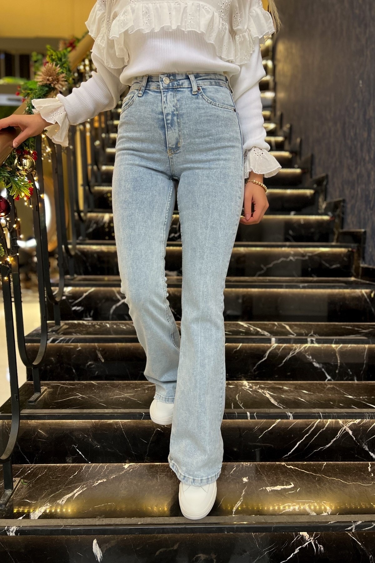 TRENDNATUREL Miya Spanish Blue Snow Wash Flared Leg Denim Trousers High ...