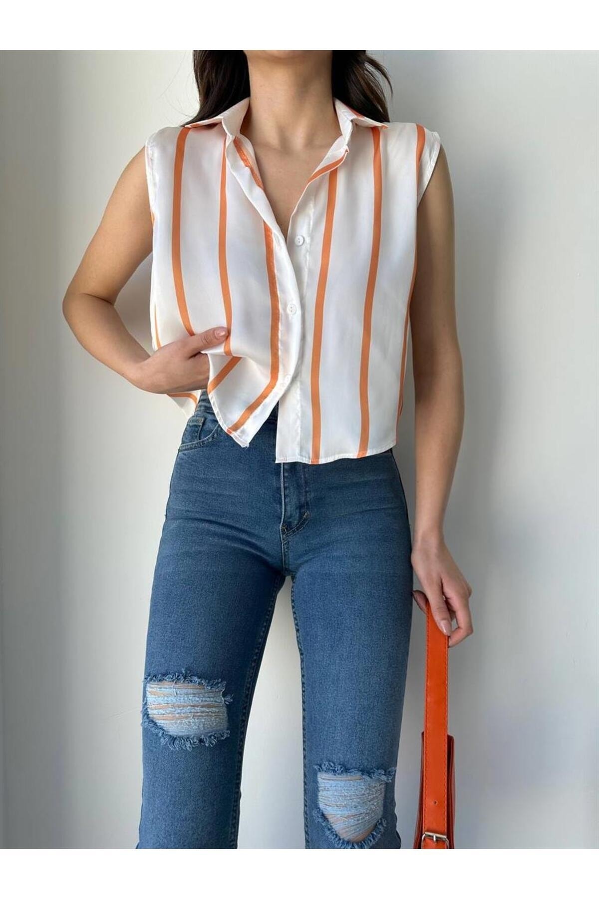 DELBİN Sıfır Kol Çizgili Saten Gömlek Ekru Fiyatı, Yorumları - Trendyol