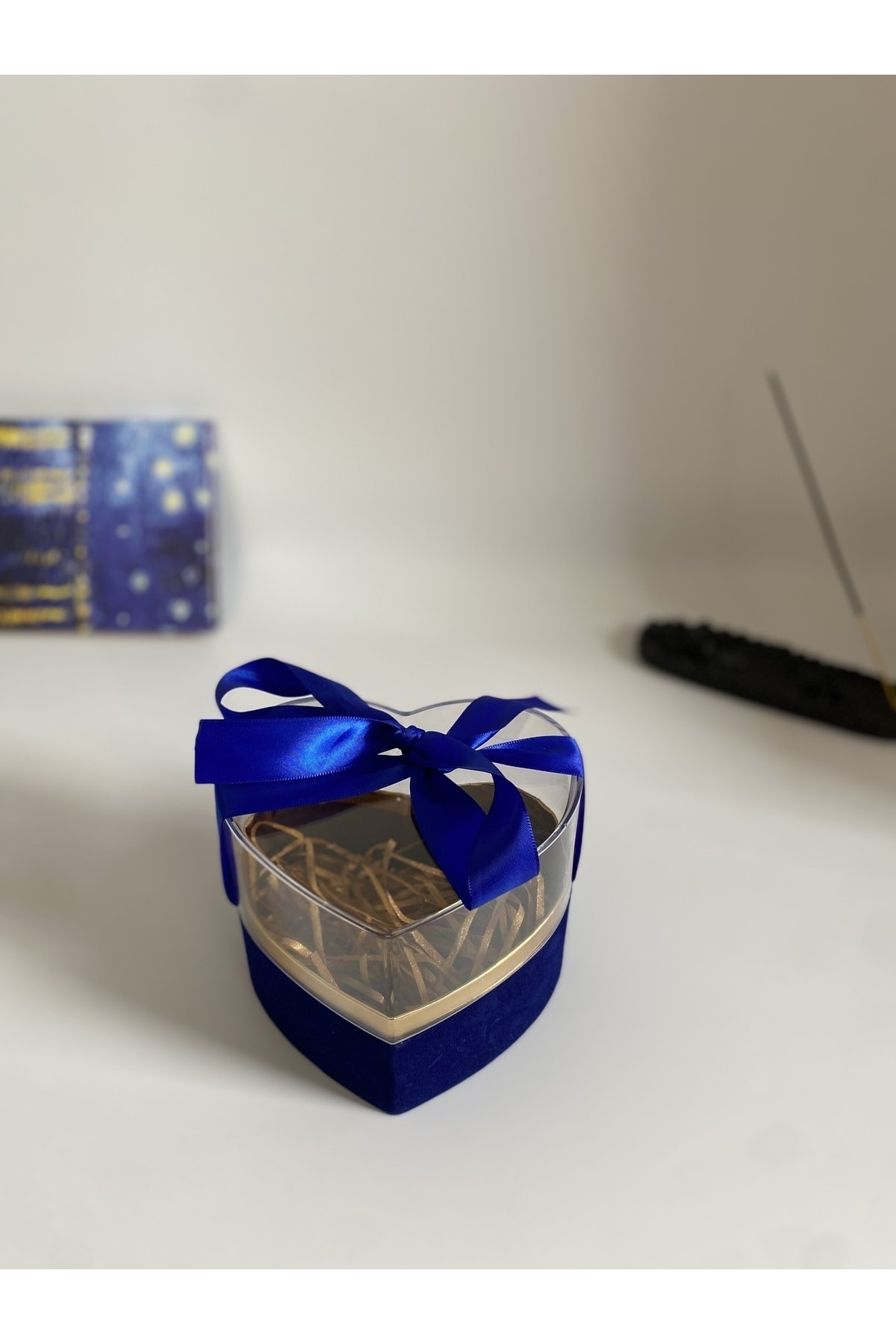 yesilcamsepeti Kurdeleli Kalpli Kadife Dokulu Şeffaf Kapaklı Hediye ...