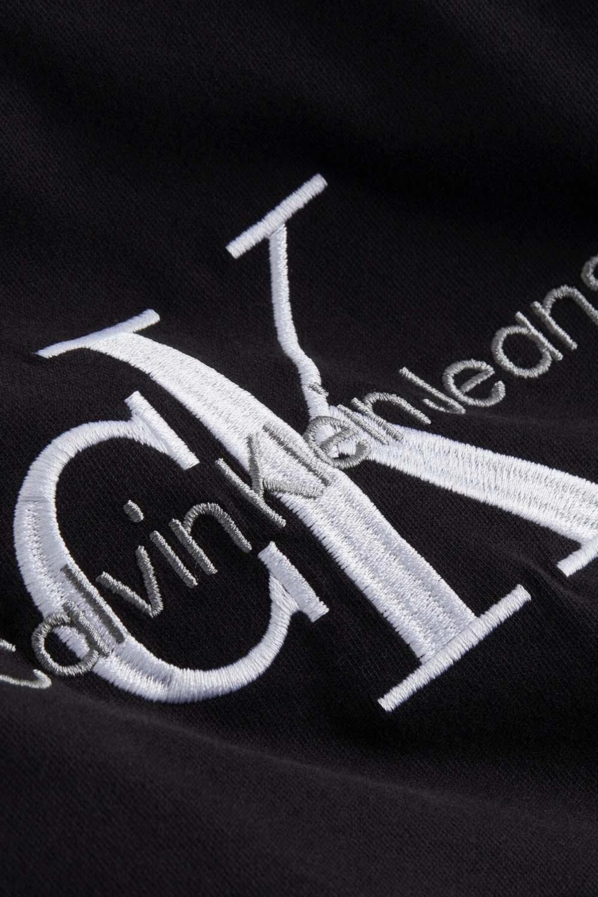 Calvin Klein MONOLOGO EMBROIDERY TEE Fiyatı, Yorumları - Trendyol
