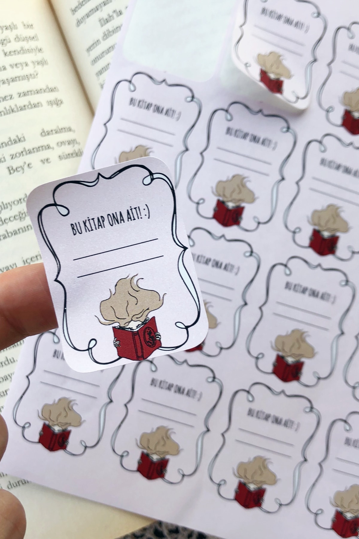 Bi Kutu Mutluluk Kitap Etiketi 16'li Sticker Seti - Bu Kitap Ona Ait ...