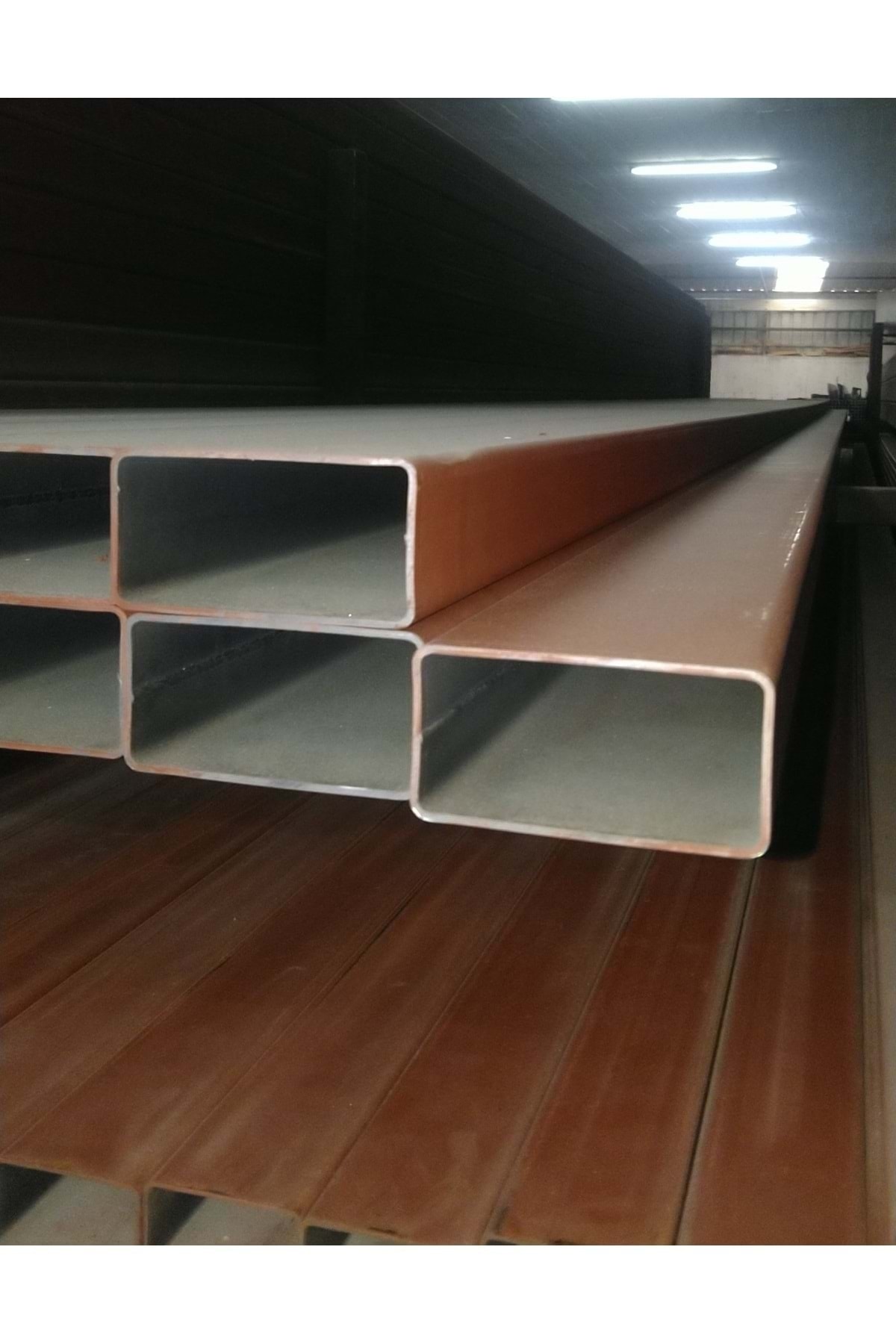 TOSÇELİK Boyalı (2mt) 40 x 60 x 2 mm Kutu Profil Boru Metal 40x60x2 ...