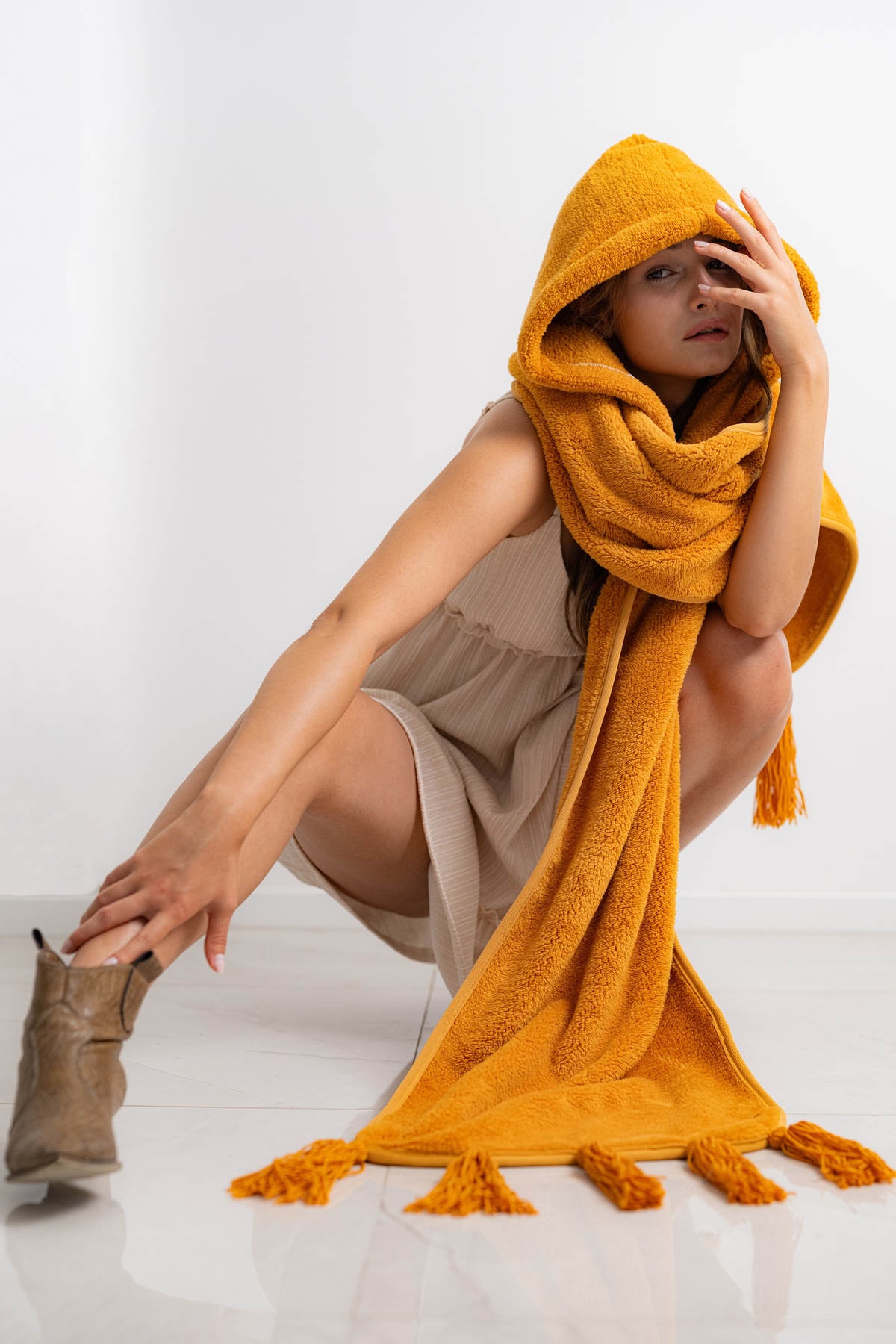 wellsoftline Wellsoft Peluş Kapüşonlu Atkı Fiyatı, Yorumları - Trendyol