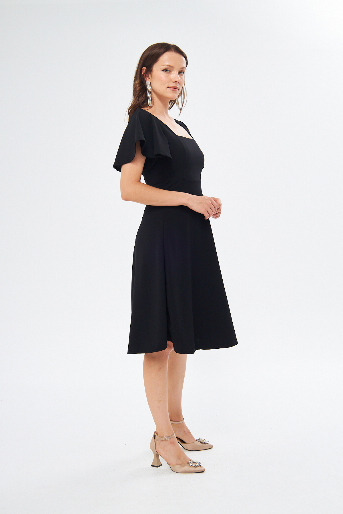 bayansepeti Kadın Kolları Volanlı Esnek Scuba Krep Kumaş Kare Yaka Midi Boy Siyah Elbise 082 ...