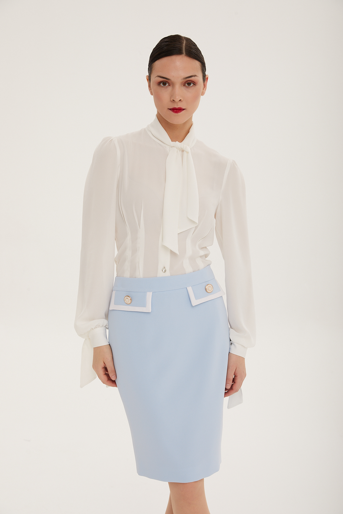 Balizza BLZ-YAKASI FULAR DETAYLI TAŞ DÜĞMELİ UZUN KOLLU BLUZ Fiyatı ...