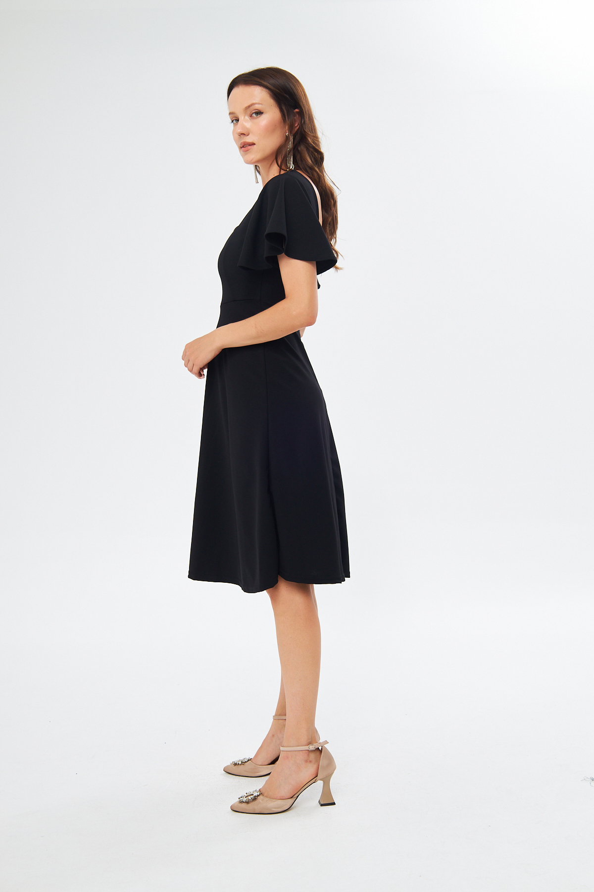 bayansepeti Kadın Kolları Volanlı Esnek Scuba Krep Kumaş Kare Yaka Midi Boy Siyah Elbise 082 ...